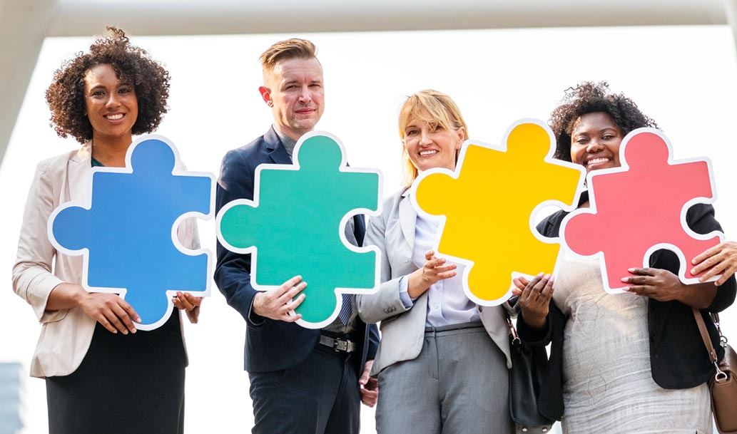 COMPLEMENTARIEDAD EN EL TRABAJO EN EQUIPO: CELEBRANDO LAS DIFERENCIAS